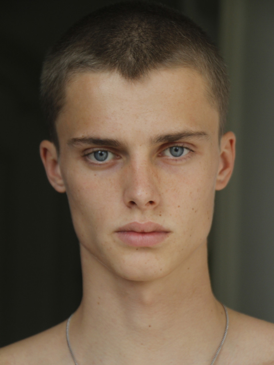 Elias Monstrey | The Society